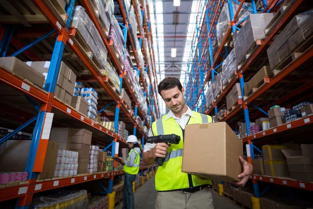 How RF Scanners Can Improve Your Warehouse | Extensiv